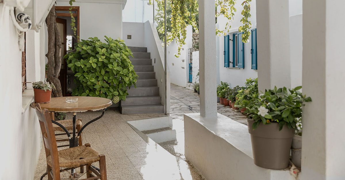 Tinos Travel Tips | White Tinos